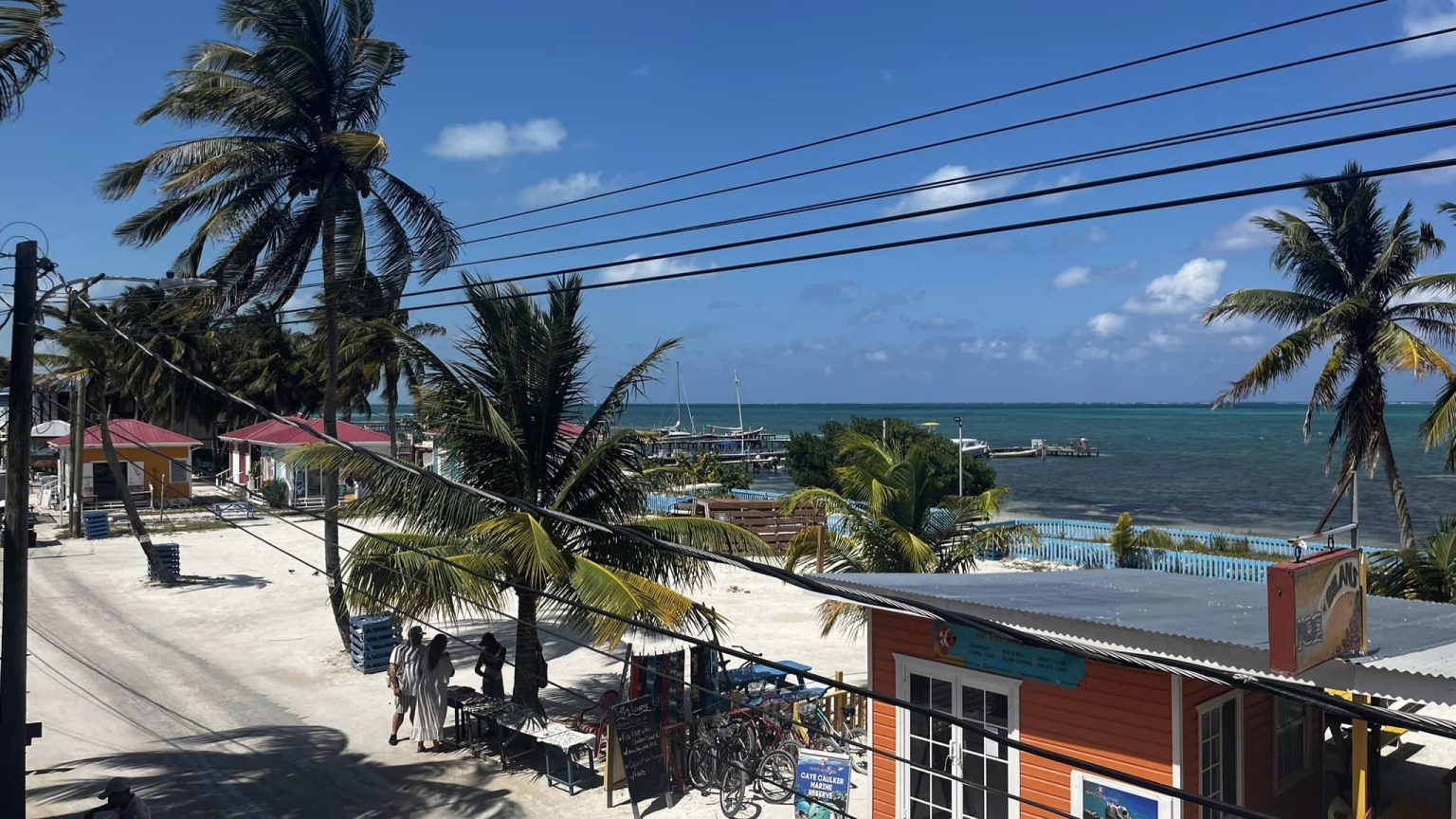 Caye Caulker Tips: 10 Cheap Eats on Caye Caulker - Vic and Pat Travels